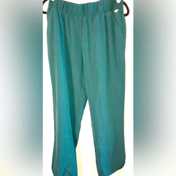 Guess | Pants & Jumpsuits | Guess Womans Pants | Poshmark